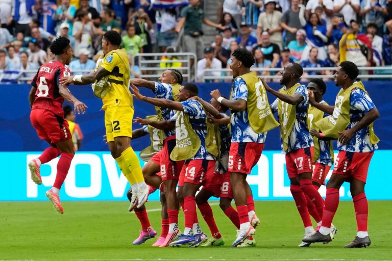 Cabo Verde mantém magia no Mundial com empate épico frente ao Uruguai ...